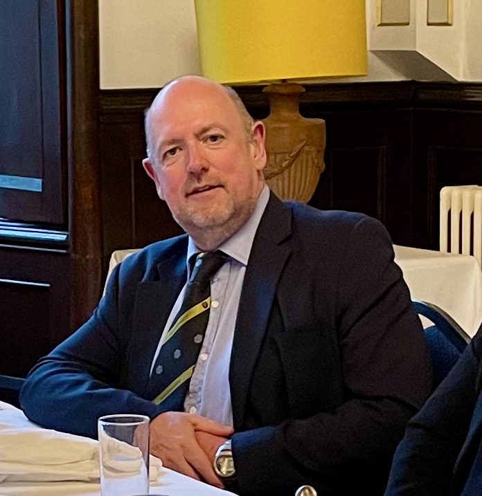 Who’s in the pew? – THE PORTICO Newsletter